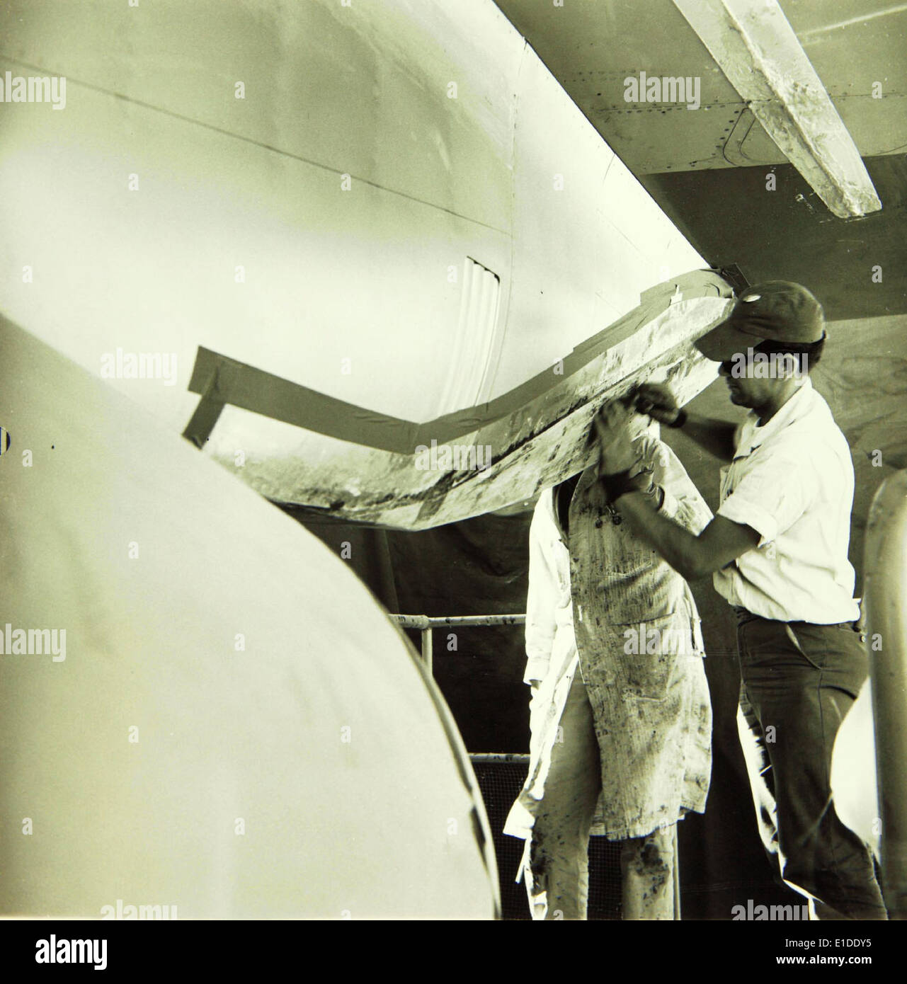 The Convair 880 was a short- to medium-range airliner produced by ...
