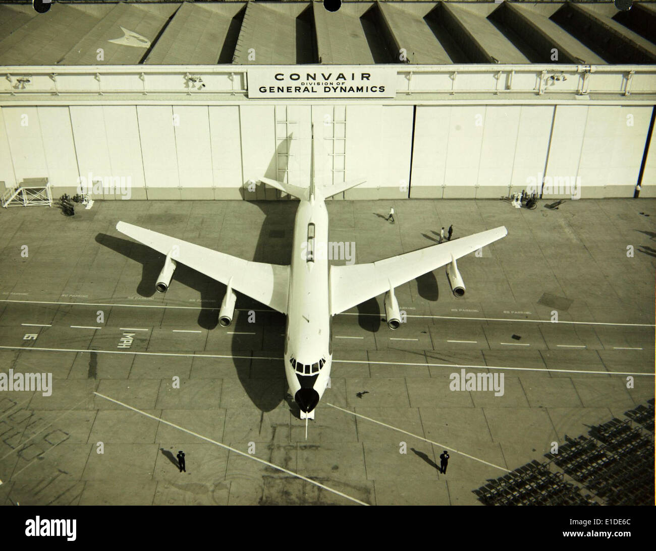 This image shows the rollout ceremony of the Convair 880, a commercial ...