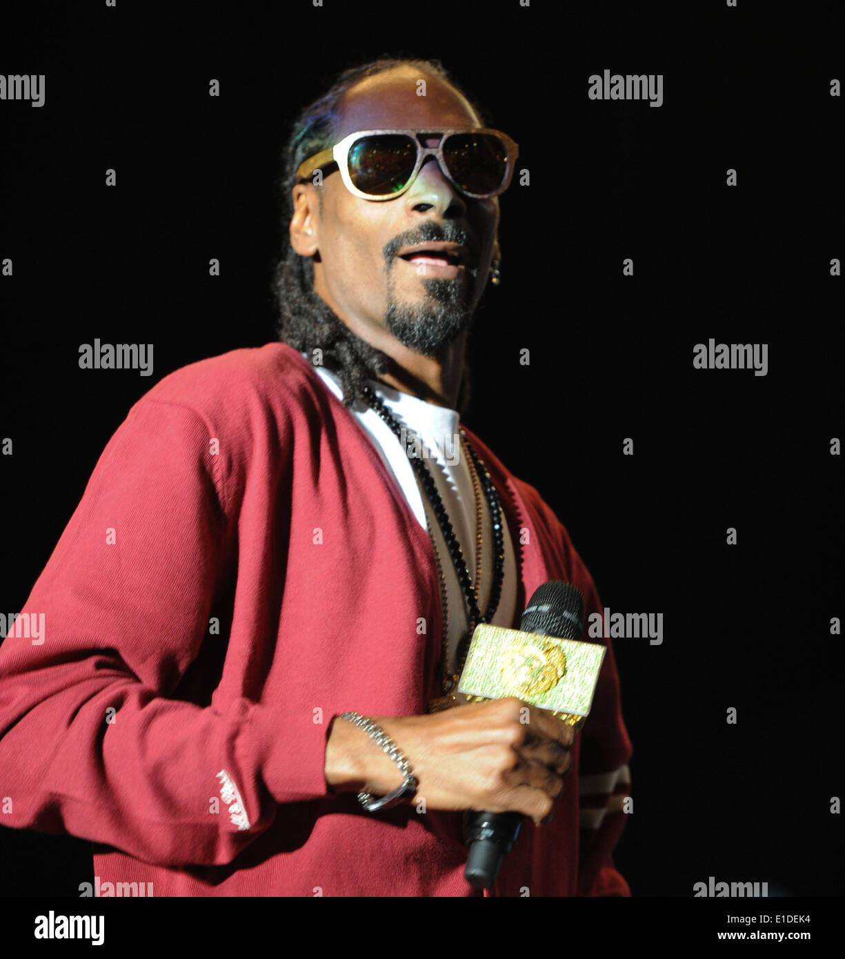 Legendary rapper snoop hi-res stock photography and images - Alamy