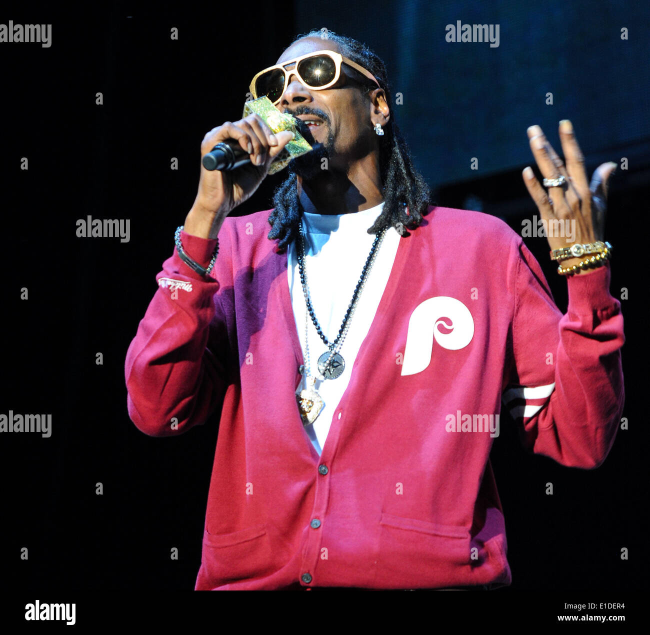 Legendary rapper snoop hi-res stock photography and images - Alamy