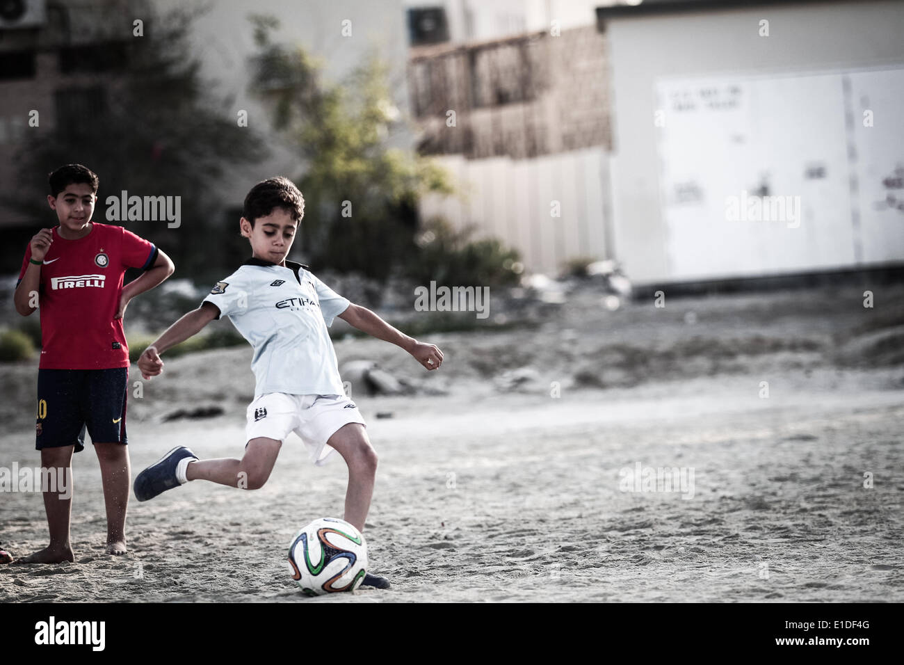 Manama daily life hi-res stock photography and images - Alamy