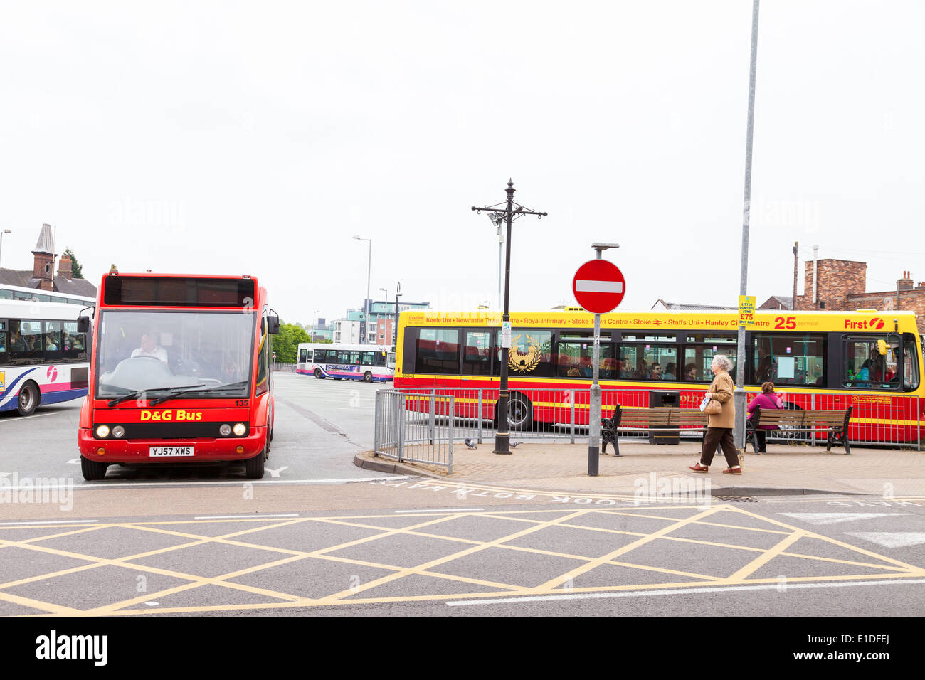 West midlands buses hi-res stock photography and images - Alamy