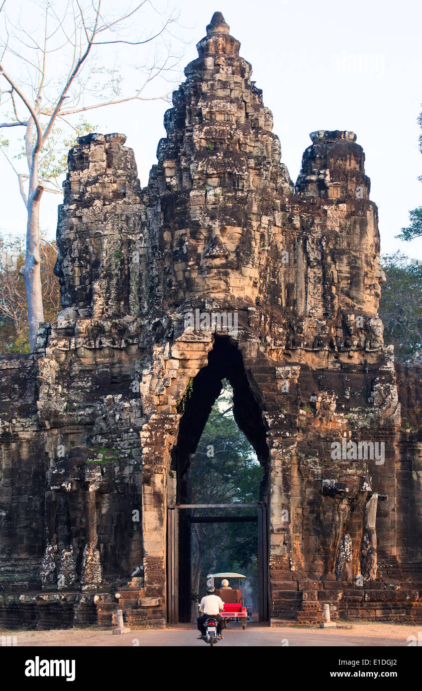 Angkor Thom South Gate, Angkor, Cambodia Stock Photo - Alamy