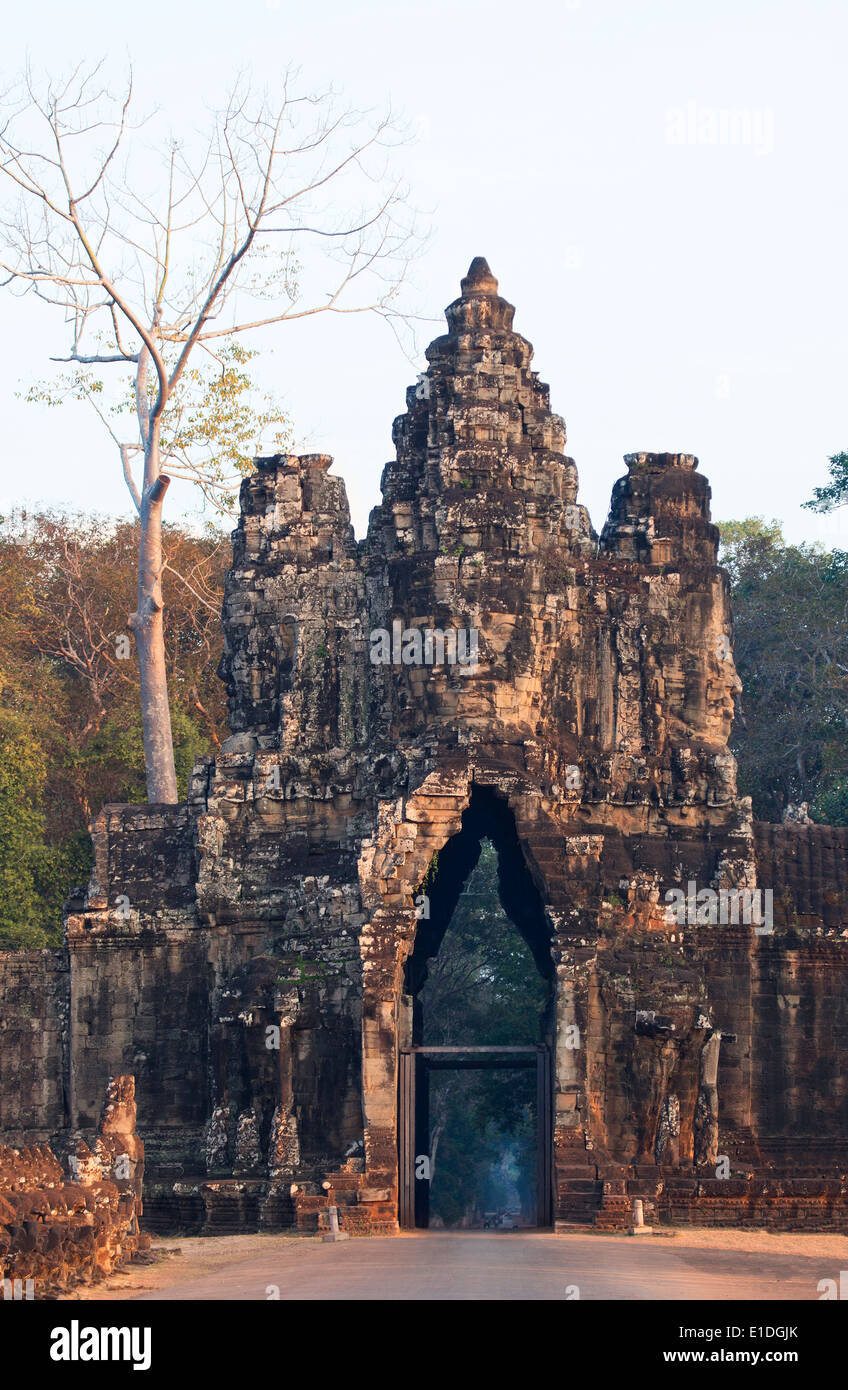 Angkor Thom South Gate, Angkor, Cambodia Stock Photo - Alamy
