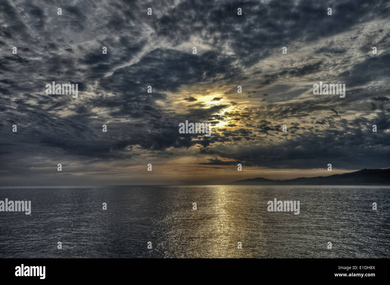 Clean ocean view hi-res stock photography and images - Alamy