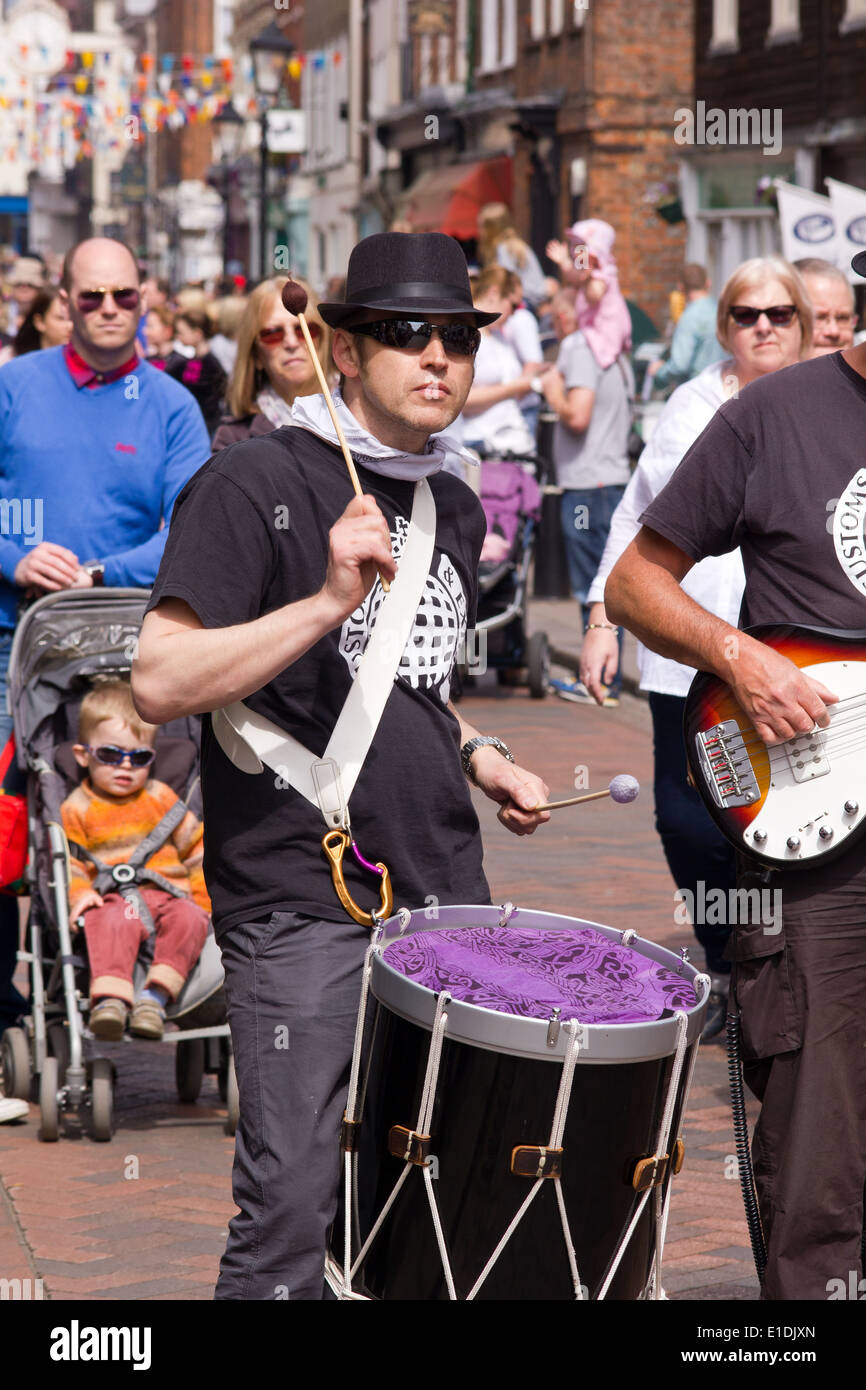 English drummer hi-res stock photography and images - Alamy
