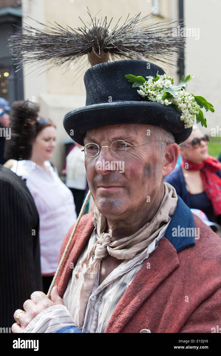 Traditional chimney sweep hi-res stock photography and images - Alamy
