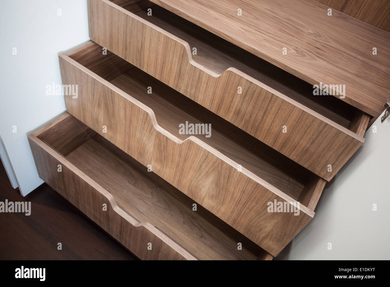 Open drawers hi-res stock photography and images - Alamy