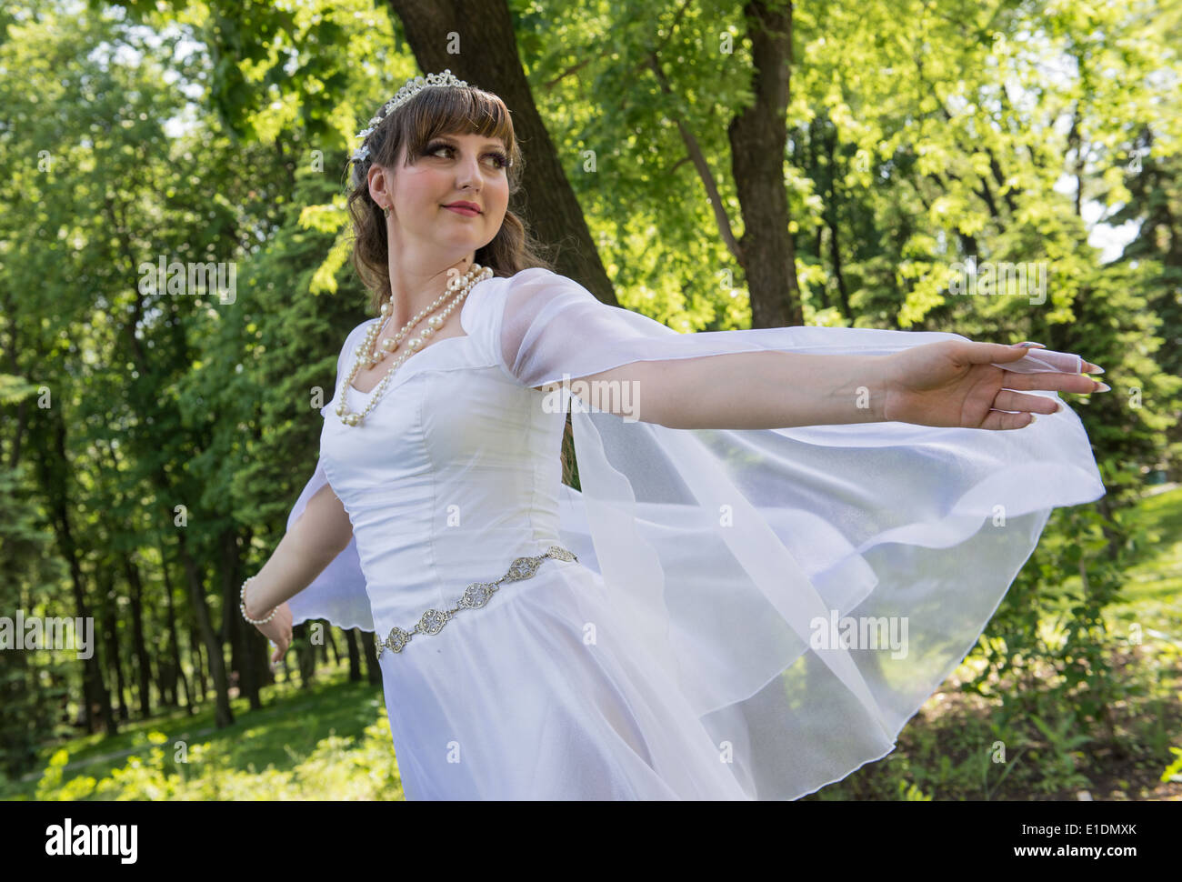 Woman bride ukraine wedding hi-res stock photography and images - Alamy