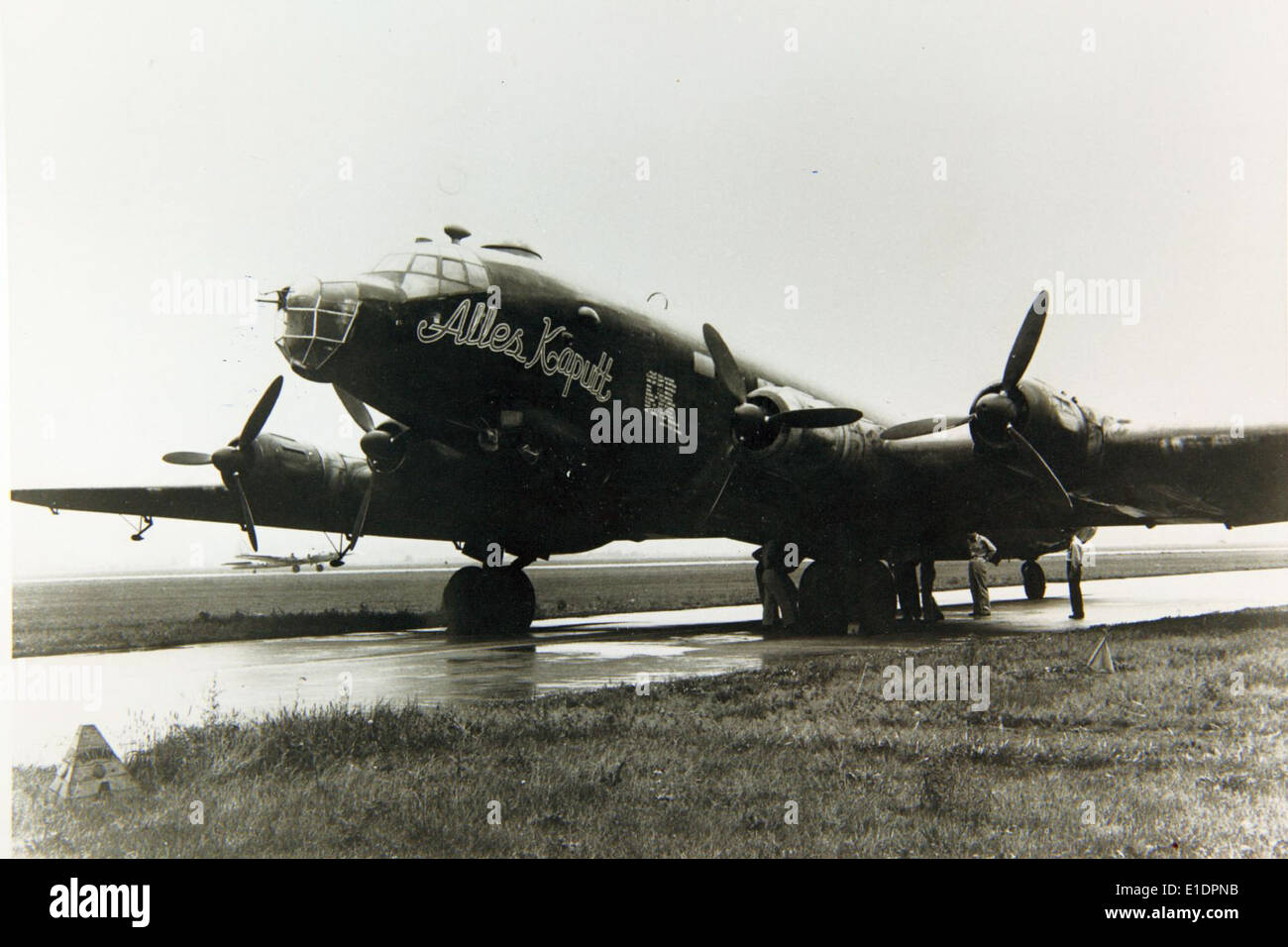 The Junkers Ju 290 was a German transport aircraft used during World ...