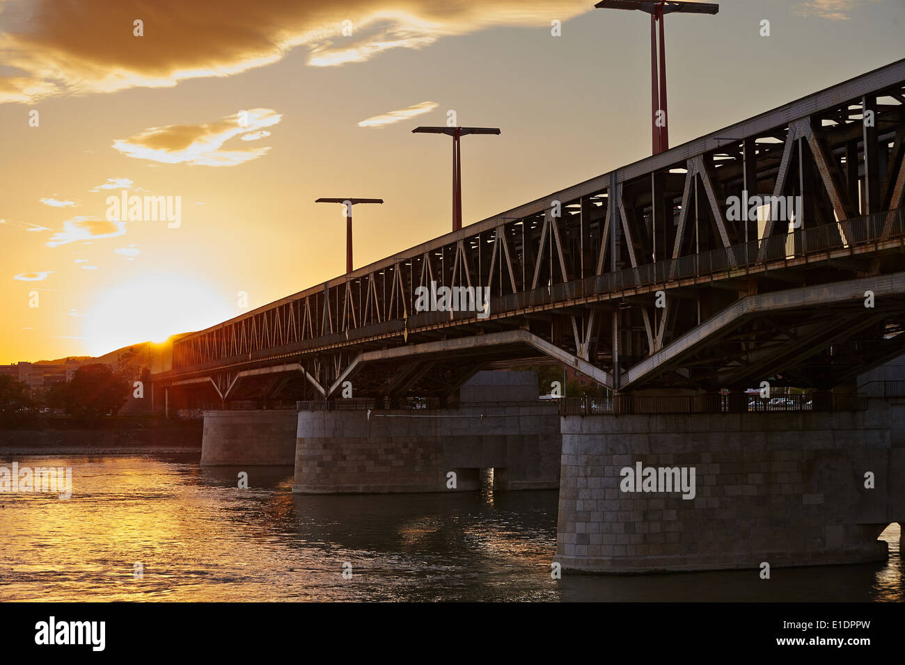 Abandoned steel bridge hi-res stock photography and images - Alamy