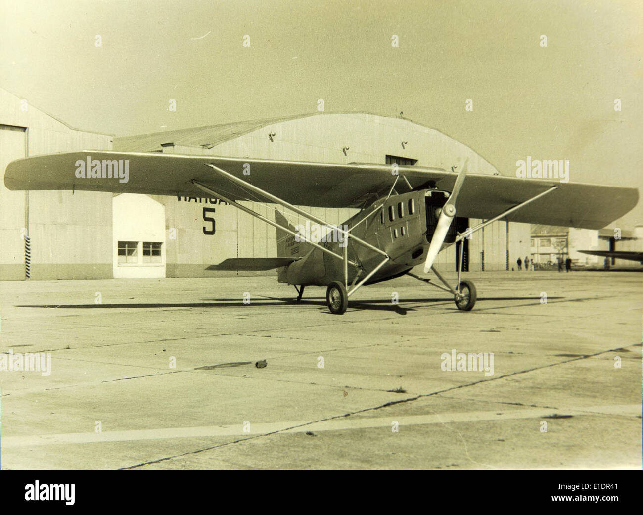 The Latecoere LAT 25 was a French twin-engine airliner designed in the ...