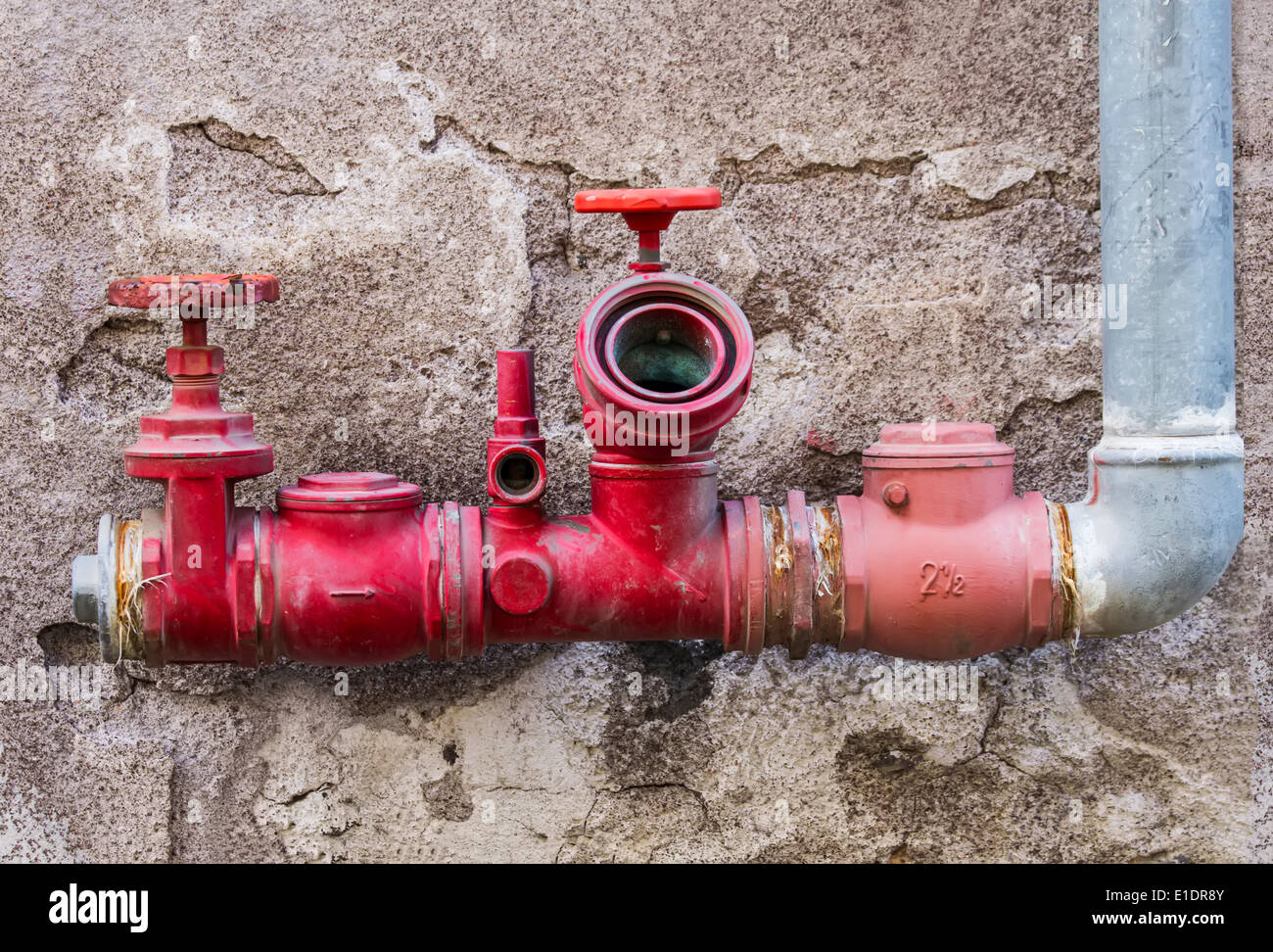 Emergency faucet hi-res stock photography and images - Alamy