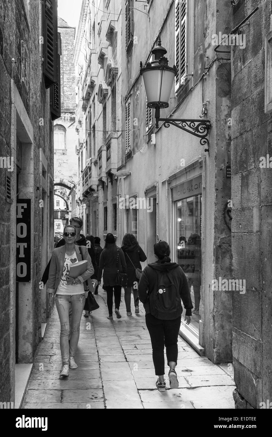 Back street walks hi-res stock photography and images - Alamy