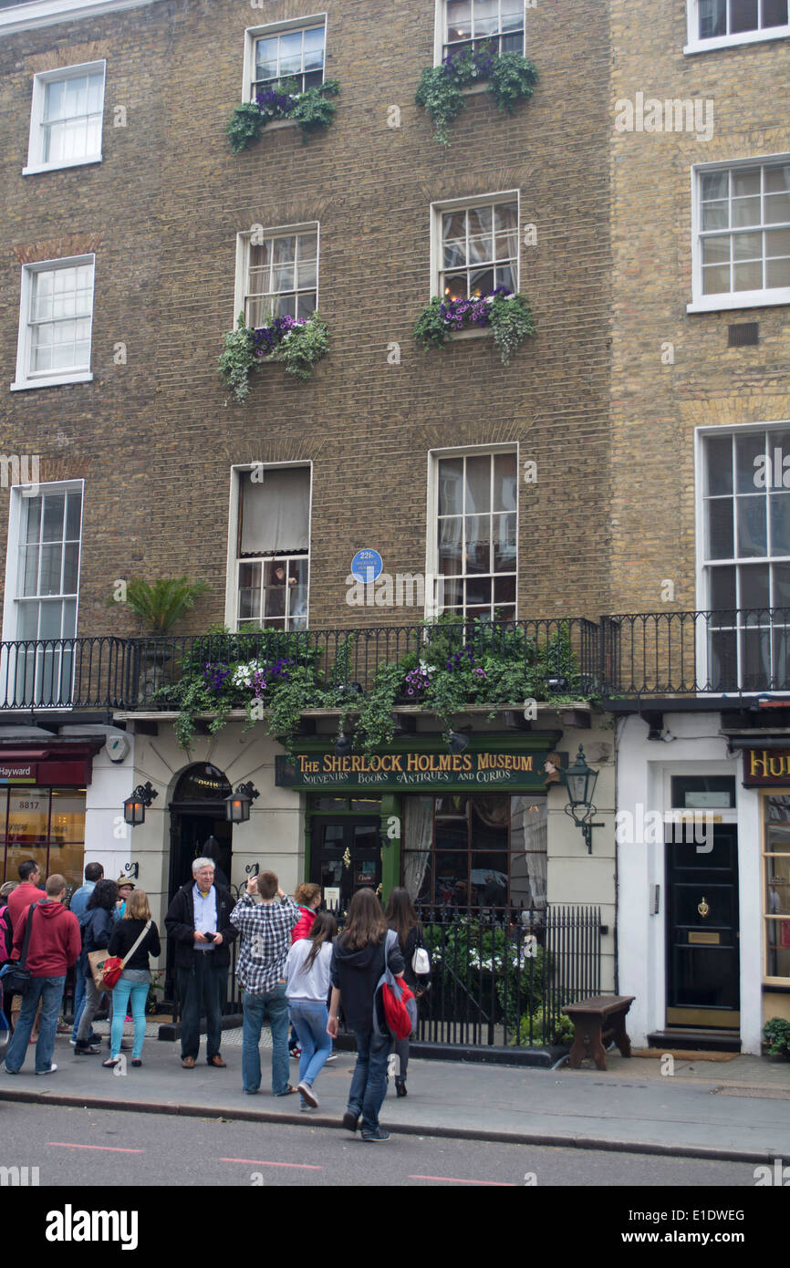 221b baker street hi-res stock photography and images - Alamy