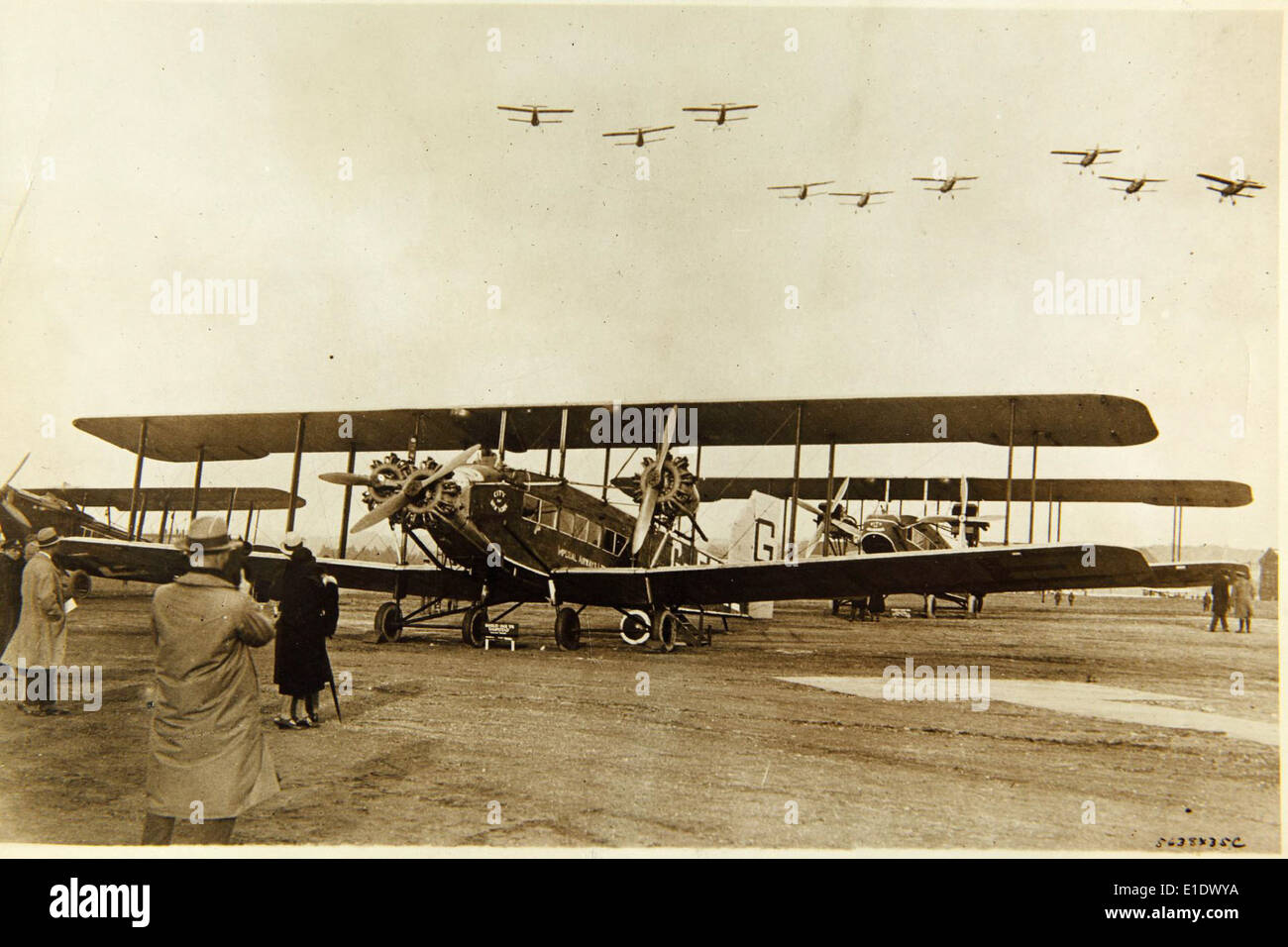 Handleypage hi-res stock photography and images - Alamy