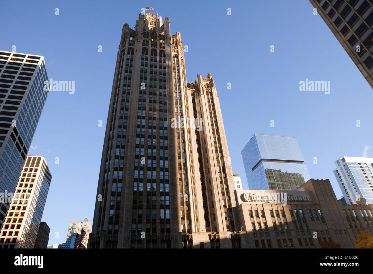 A view of the Chicago Tribune building in Chicago, Illinois Stock Photo ...