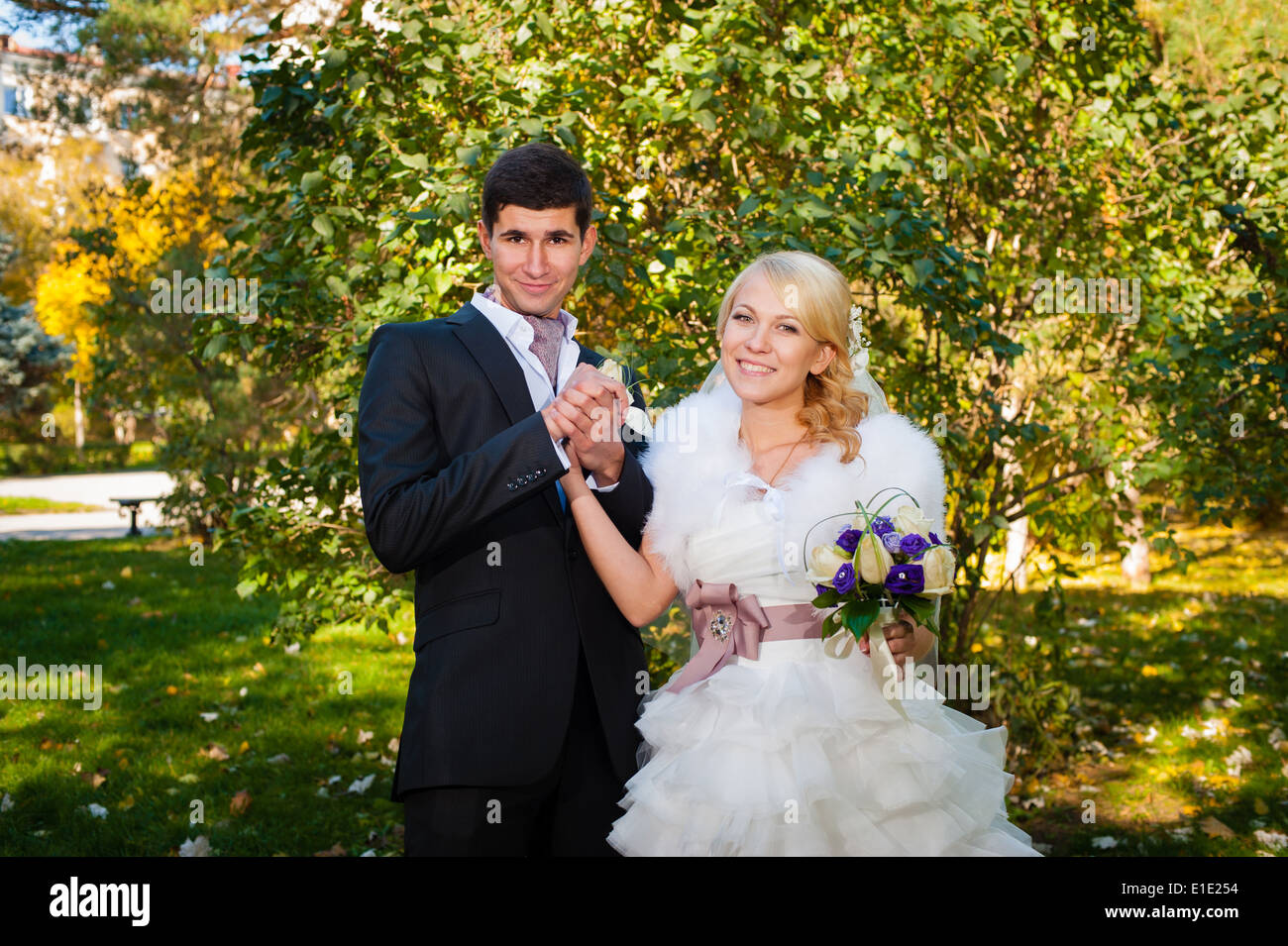 Bride and groom Stock Photo - Alamy