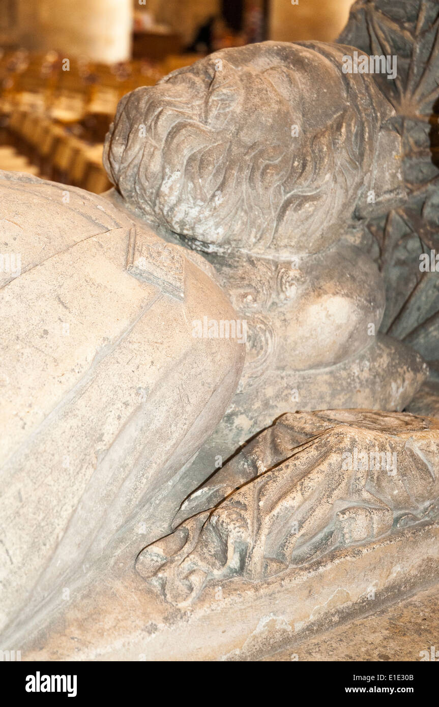 King athelstan tomb malmesbury abbey hi-res stock photography and ... King athelstan tomb malmesbury abbey hi-res stock photography and ...