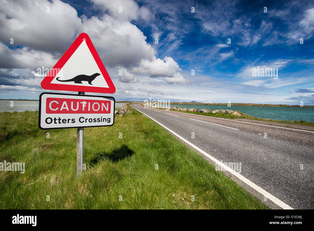Otter sign hi-res stock photography and images - Alamy