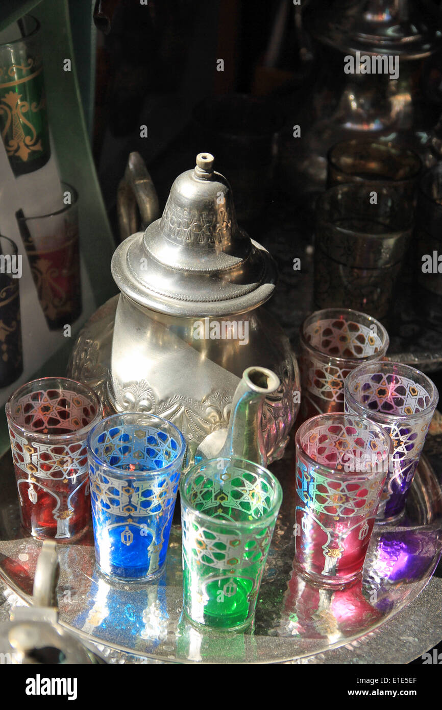 Moroccan tea kettles Stock Photo - Alamy