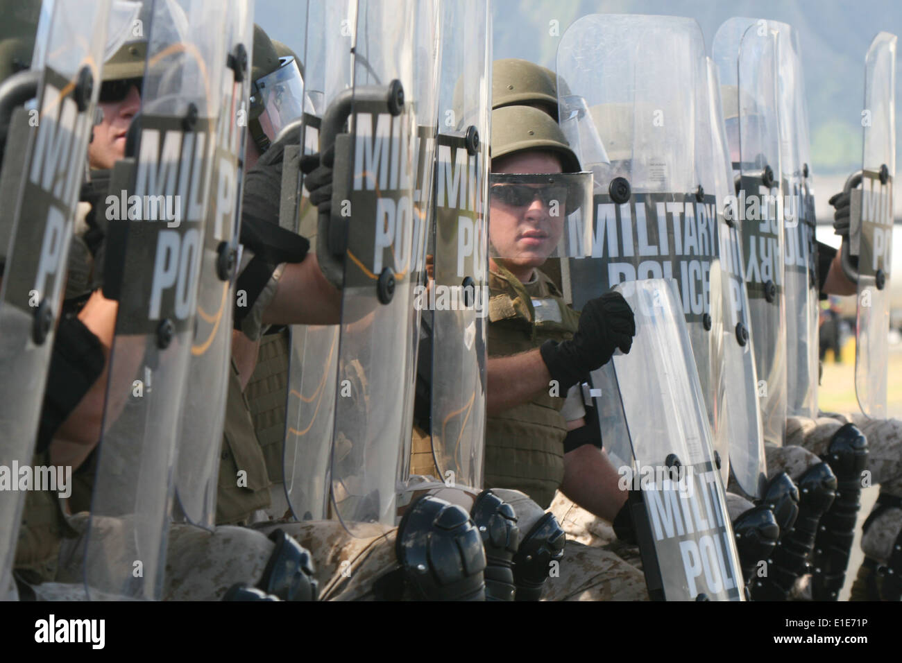U.S. Marines and Sailors practice riot drills during exercise Lethal ...