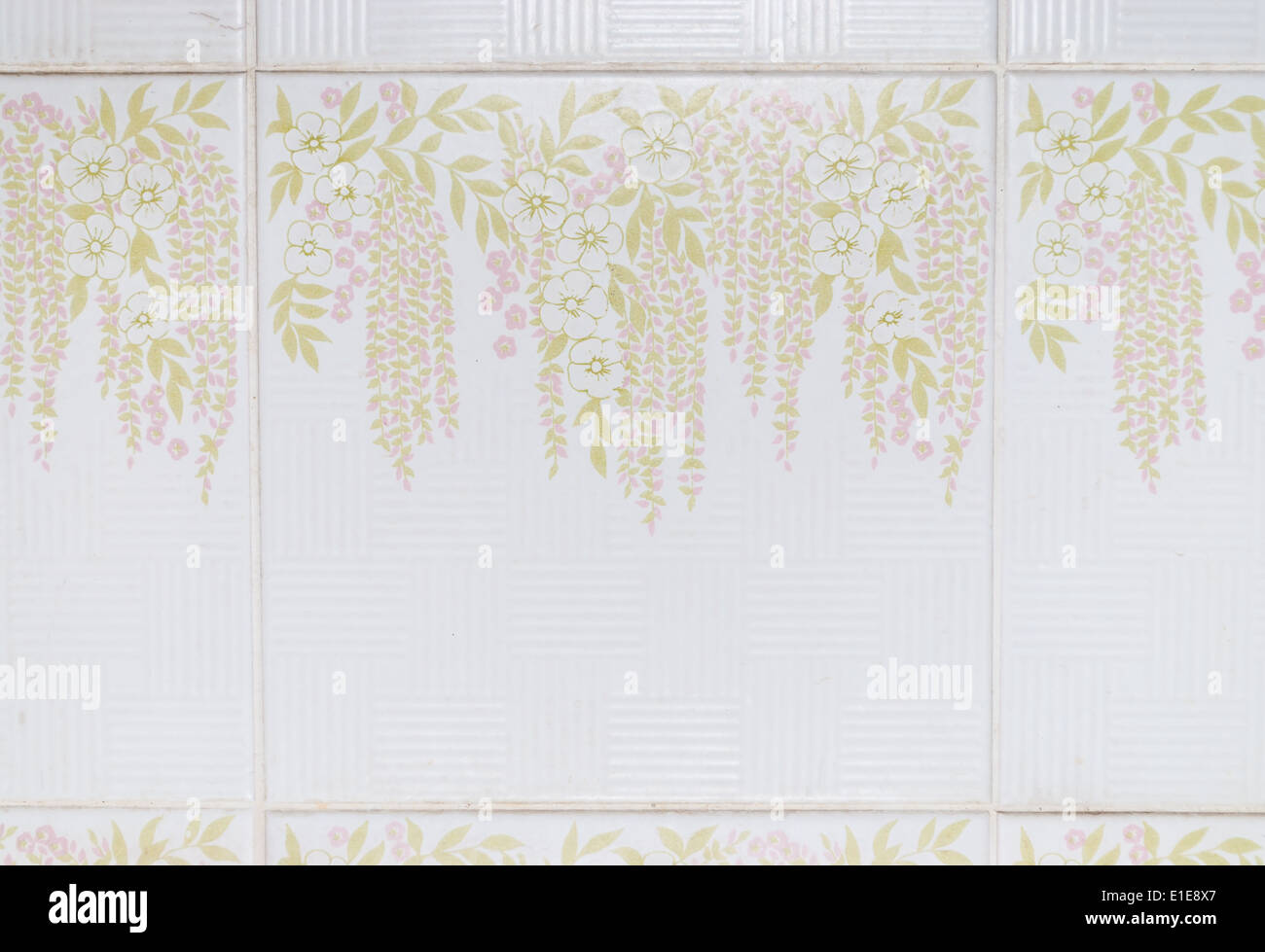 Flower Tiles Stock Photos & Flower Tiles Stock Images - Alamy