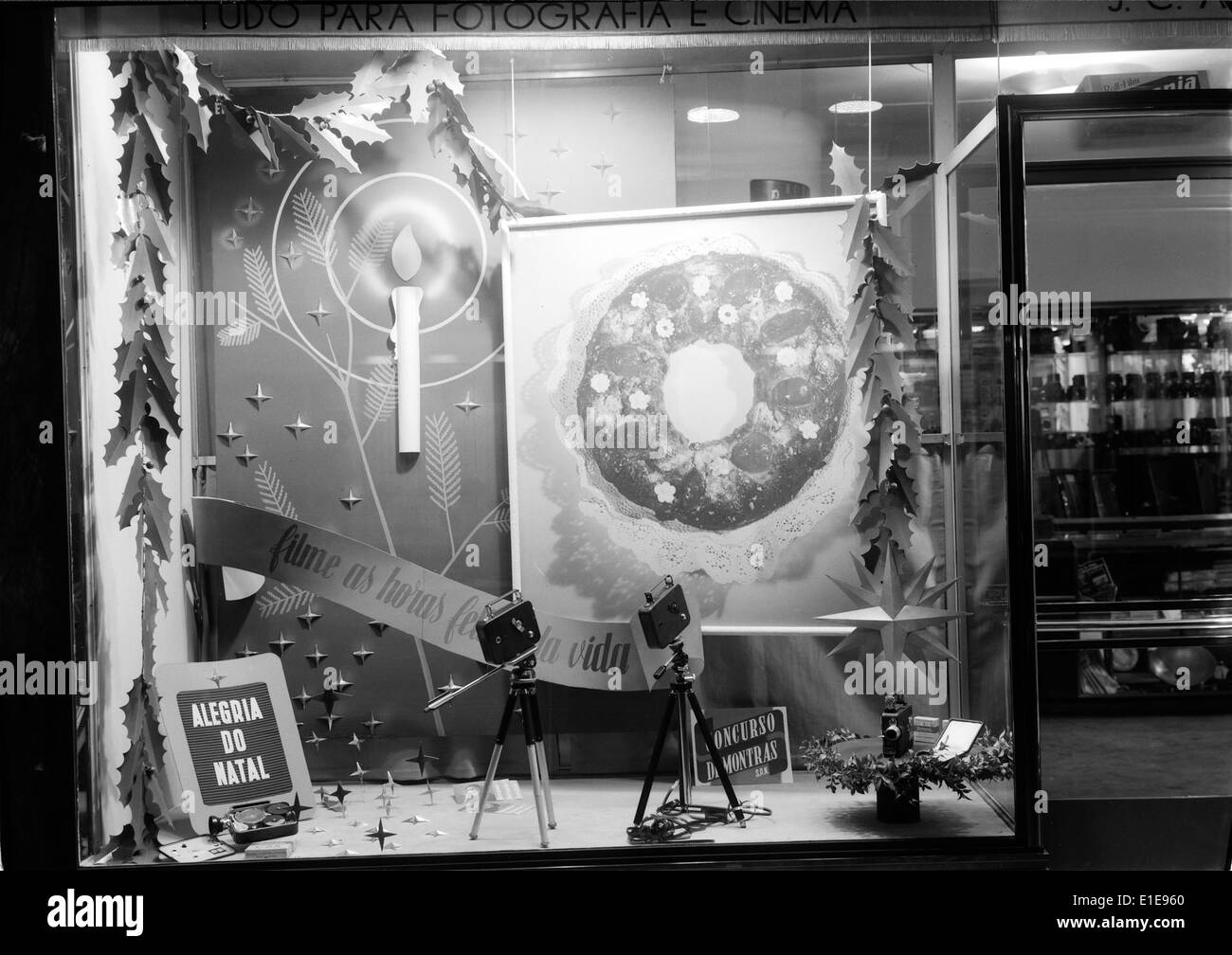 Photograph of the Concurso de Montras (Window Display Contest) in ...