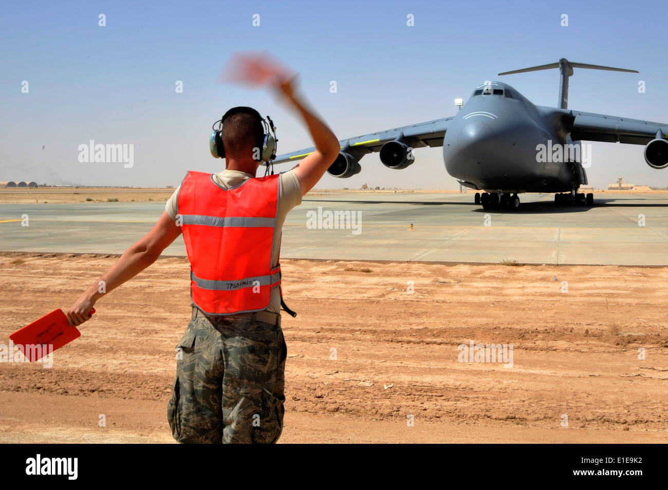 A crew chief with the 521st air mobility operations group hi-res stock ...