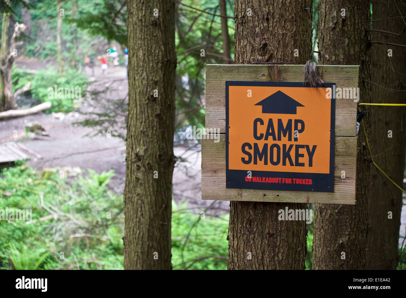 Smokey sign hi-res stock photography and images - Alamy
