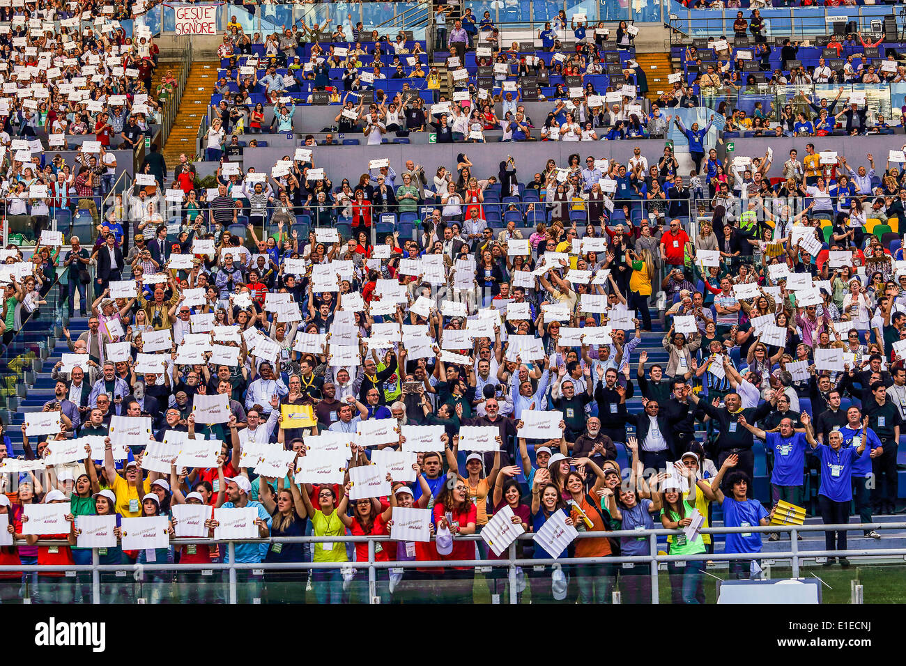 Holy spirit movement hi-res stock photography and images - Alamy