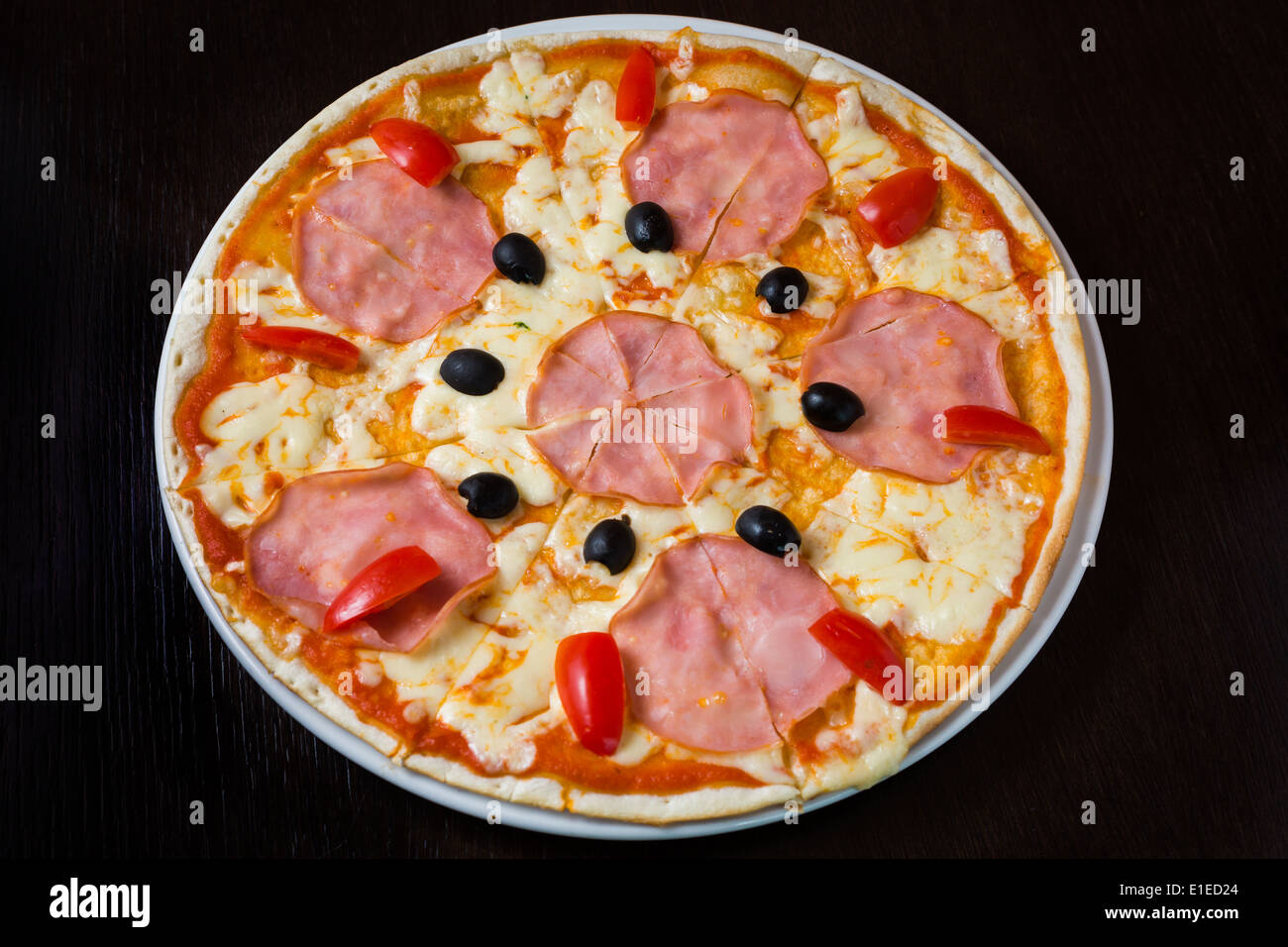 Pizza ham hi-res stock photography and images - Alamy