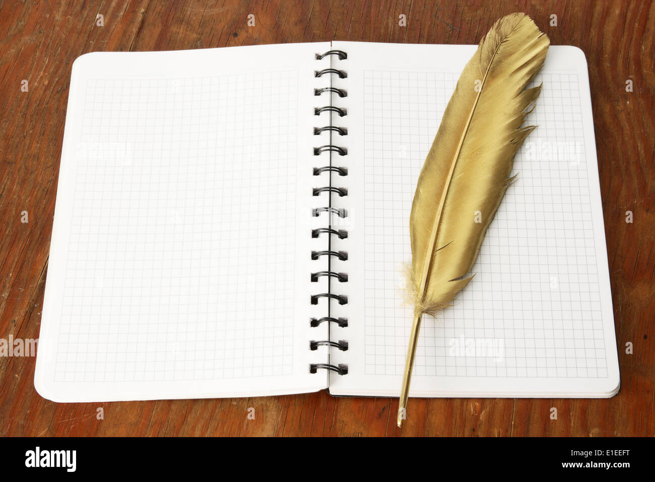 Pen texture hi-res stock photography and images - Alamy