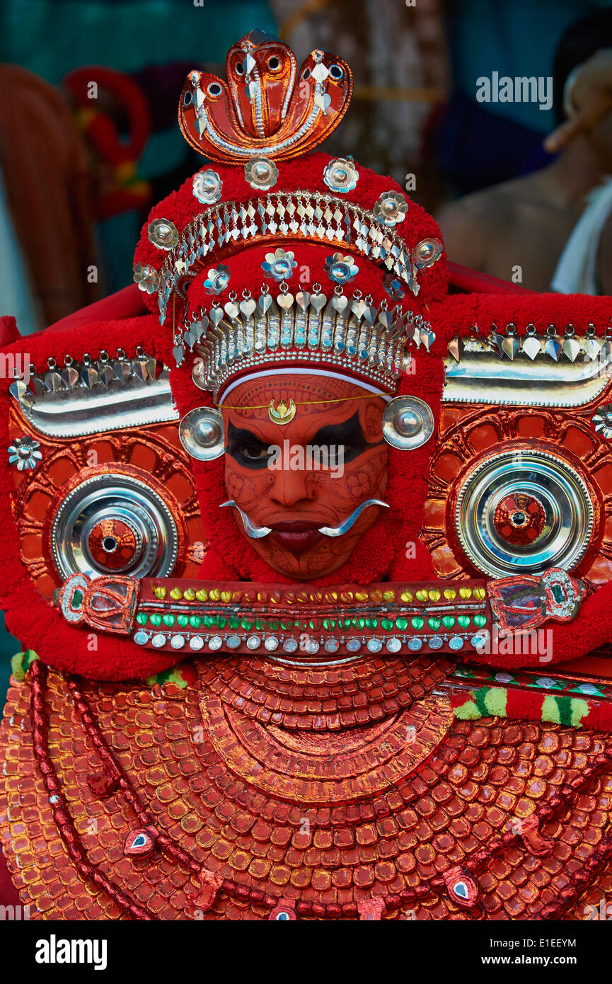 India, Kerala state, around Kannur, Teyyam ceremony, god representating ...
