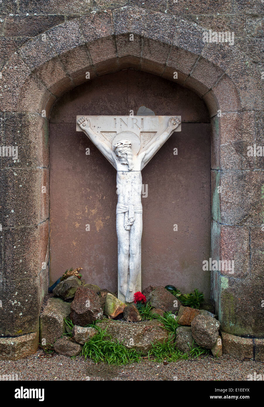 jesus on the cross statue Stock Photo - Alamy