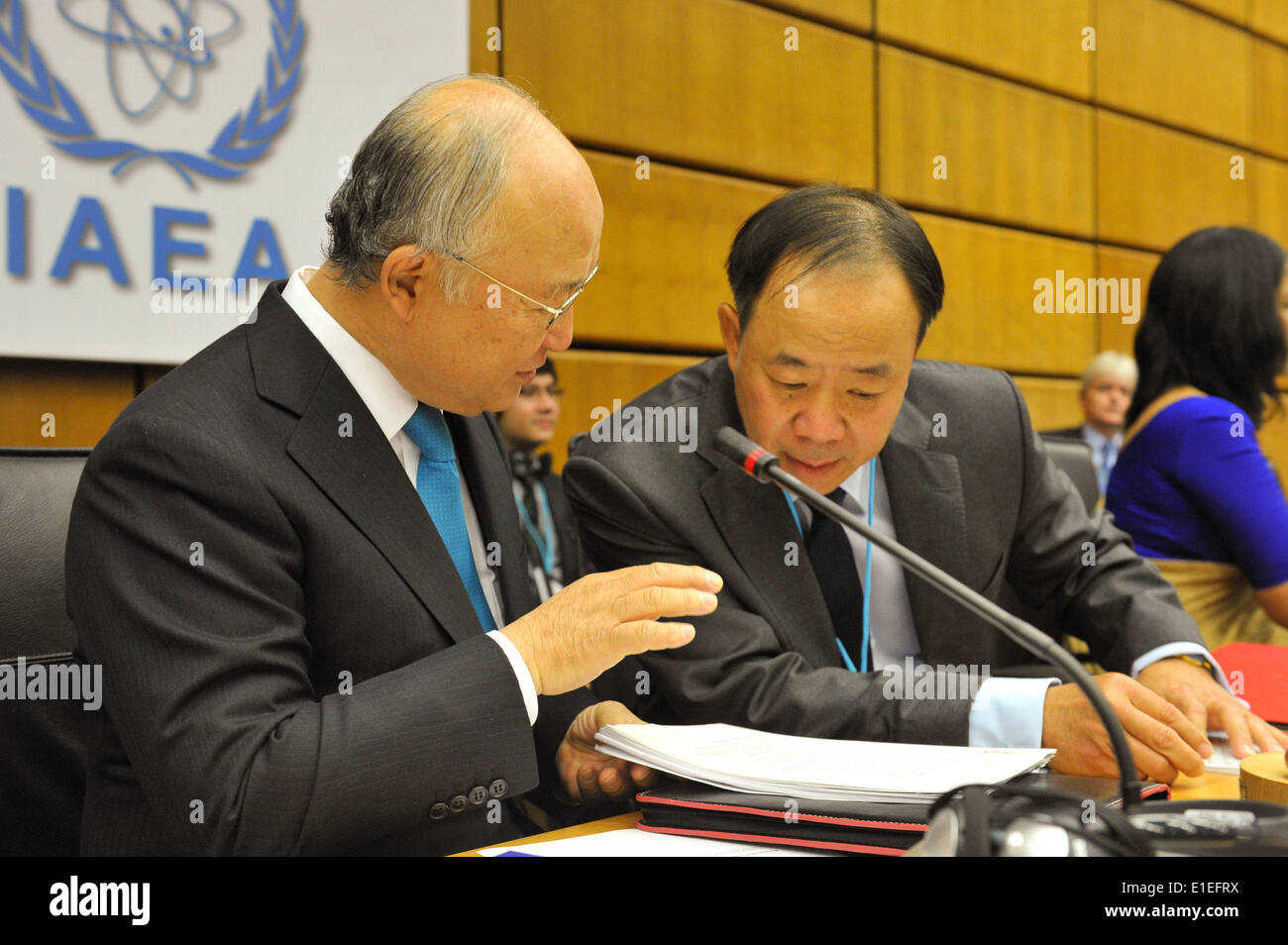 Chairman of the governors hi-res stock photography and images - Alamy