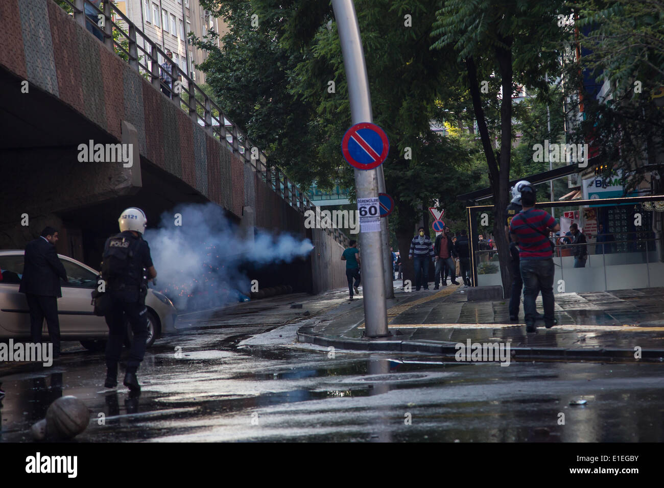 Riot police turkey tear gas hi-res stock photography and images - Alamy