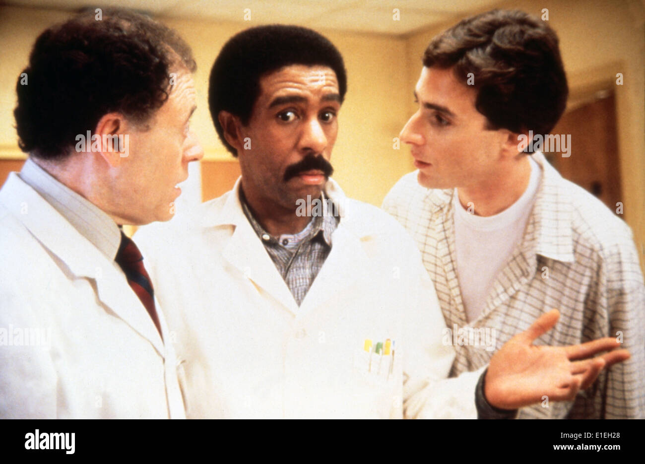 CRITICAL CONDITION (1987) BOB DISHY, RICHARD PRYOR; BOB SAGET, MICHAEL ...