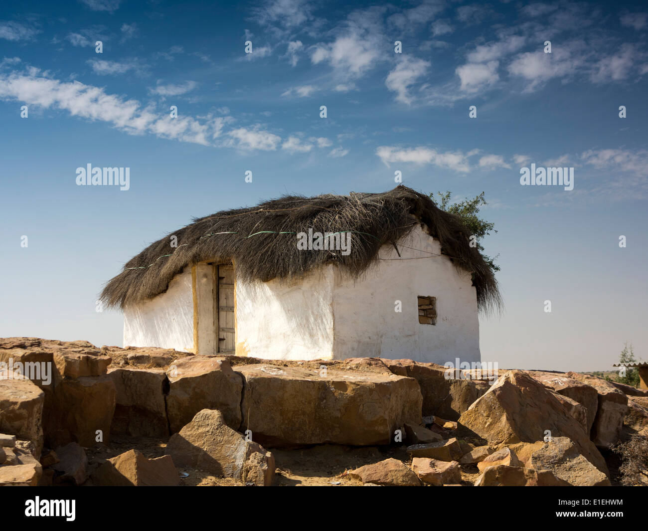 Indian thatched house hi-res stock photography and images - Alamy