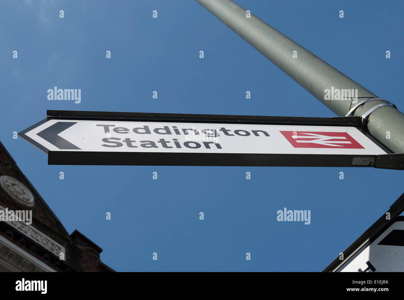 National rail logo hi-res stock photography and images - Alamy