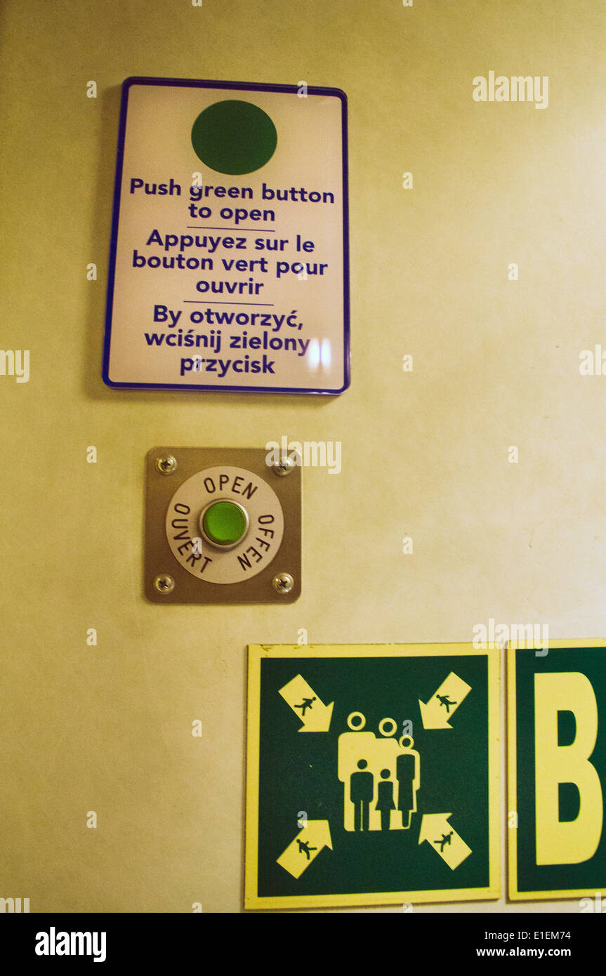 ferry, ferryboat, ship DFDS SEAWAYS, Push green button to open, Appuyez ...