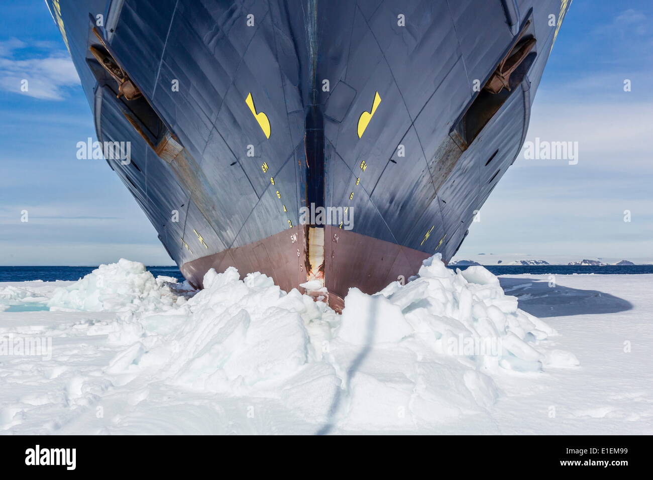 Lindblad explorer antarctica hi-res stock photography and images - Alamy