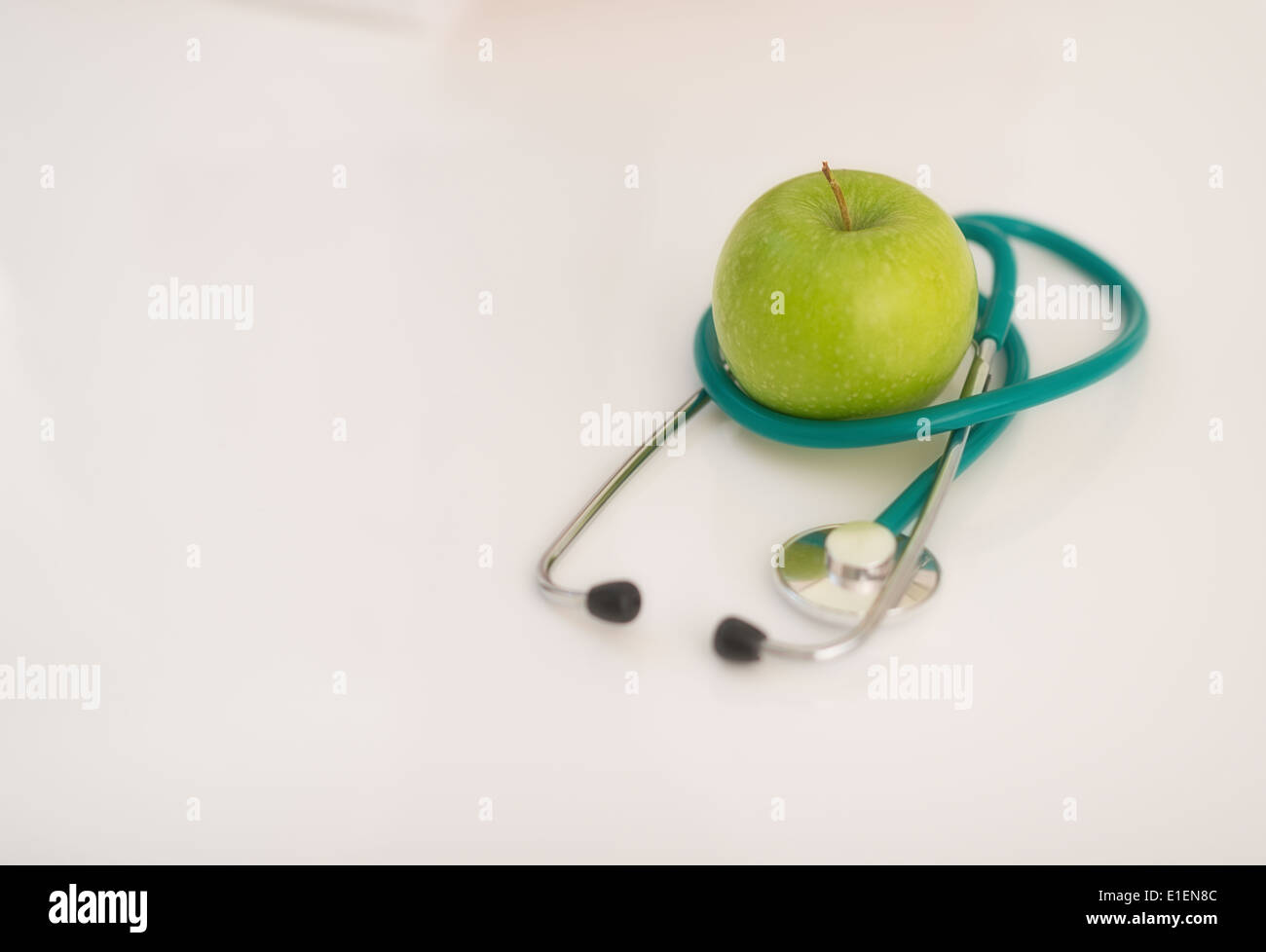 Apple stethoscope diet nutrition hi-res stock photography and images ...