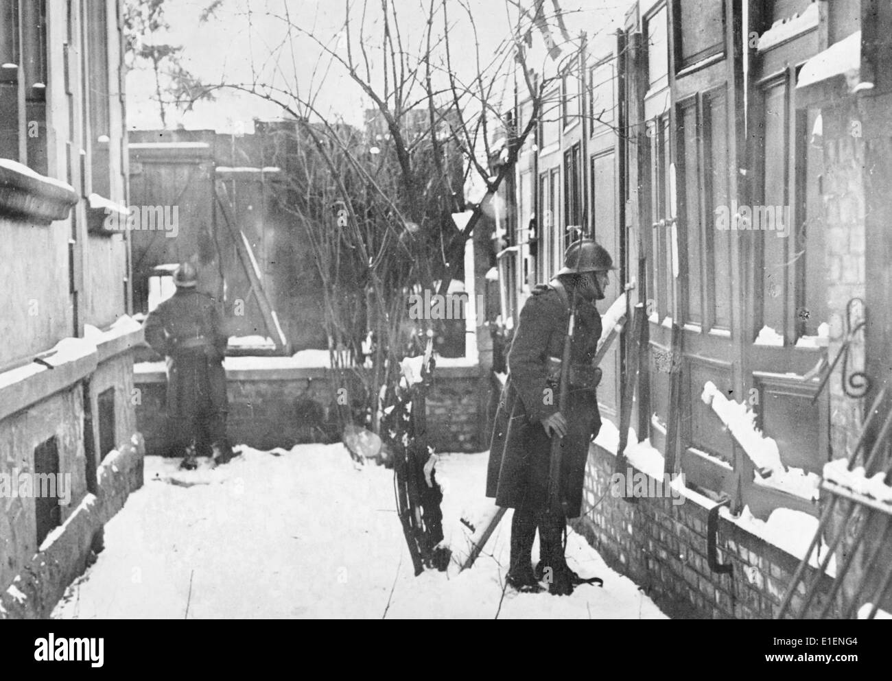 French observation posts in February 1940. Fotoarchiv für ...