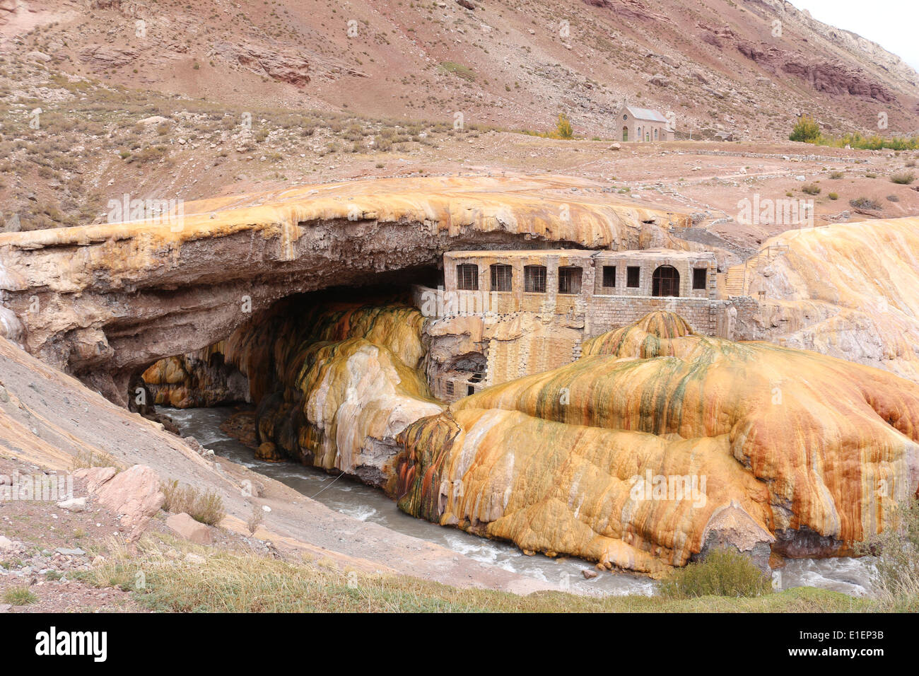 Inca bridge - Cordillera de los Andes Stock Photo - Alamy
