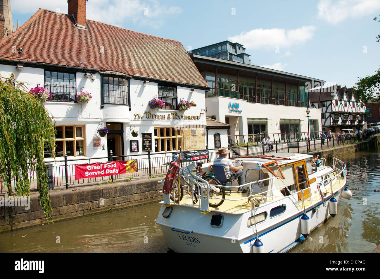 A sail boat on the River Witham in Lincoln City Centre, Lincolnshire ...