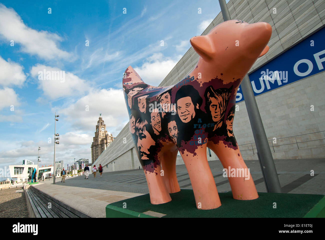 Cow parade 2013 hi-res stock photography and images - Alamy
