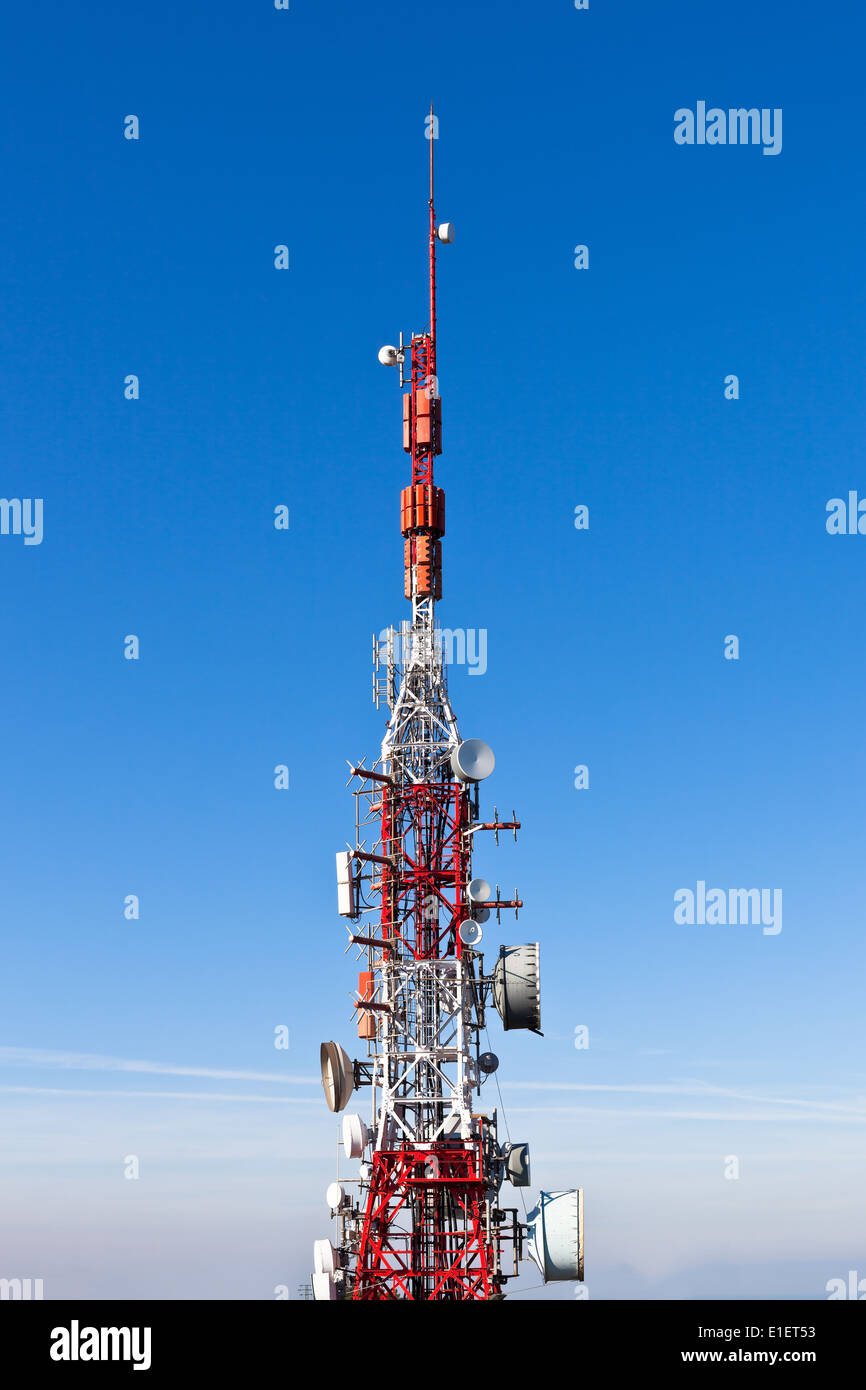 Communications tower antenna hi-res stock photography and images - Alamy