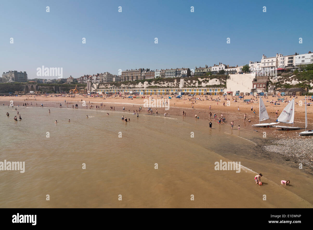 Broadstairs Beach Fun Stock Photos & Broadstairs Beach Fun Stock Images ...