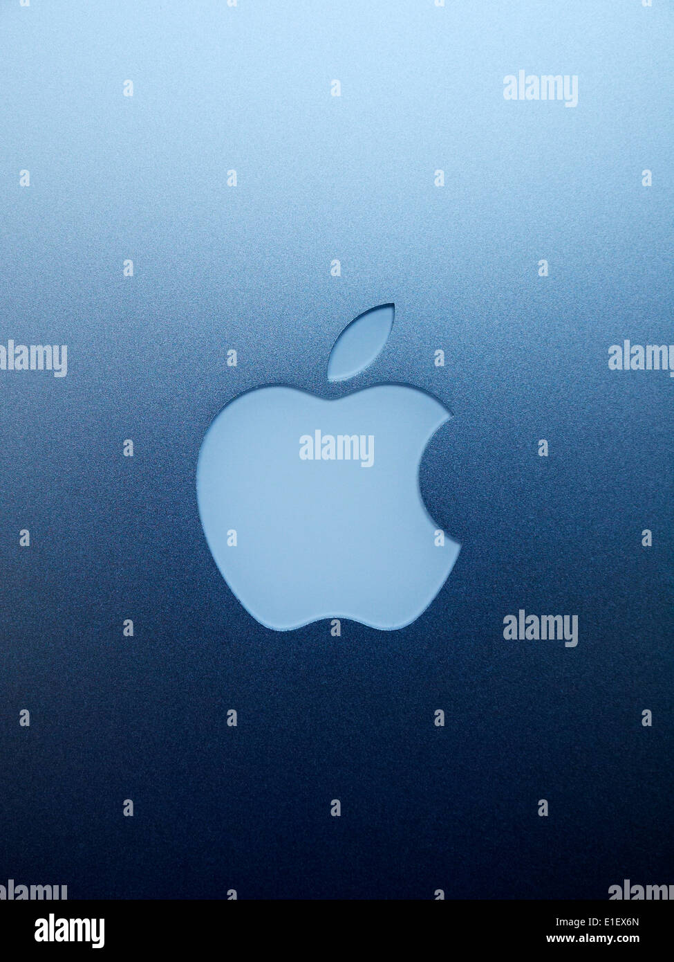 Apple logo hi-res stock photography and images - Alamy